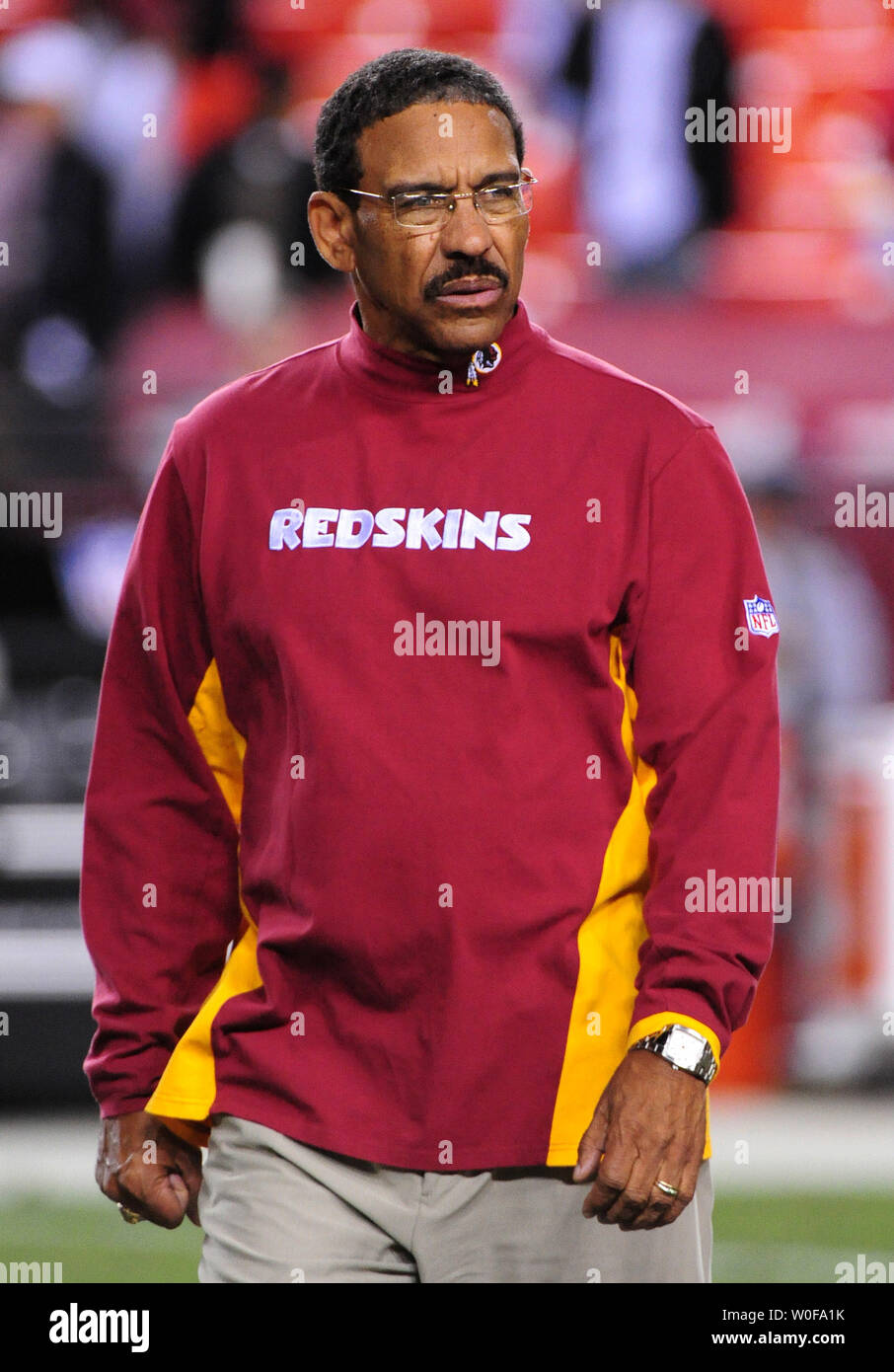 Sherman lewis hi-res stock photography and images - Alamy