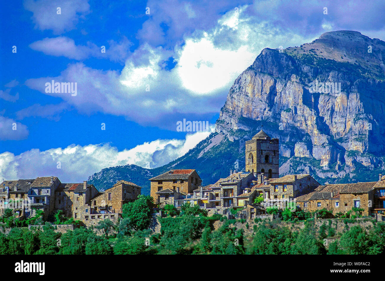 La ainsa hi-res stock photography and images - Alamy