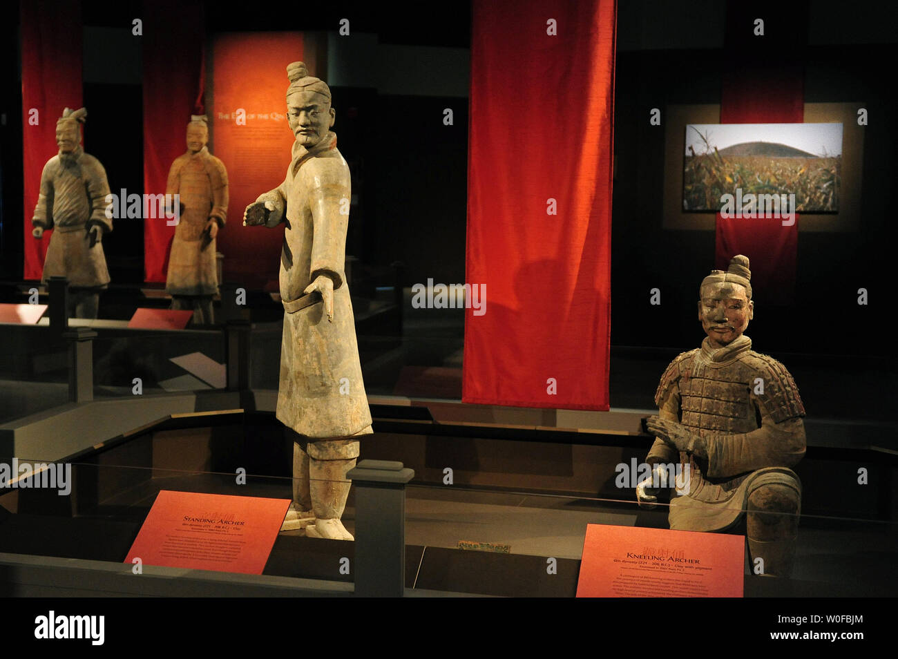 Chinas guardians hi-res stock photography and images - Alamy