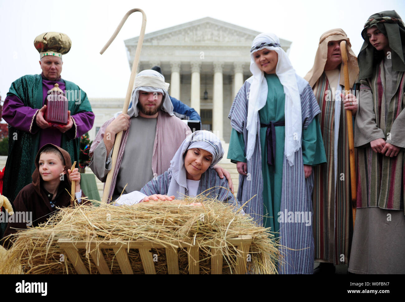 Live action nativity hi-res stock photography and images - Alamy