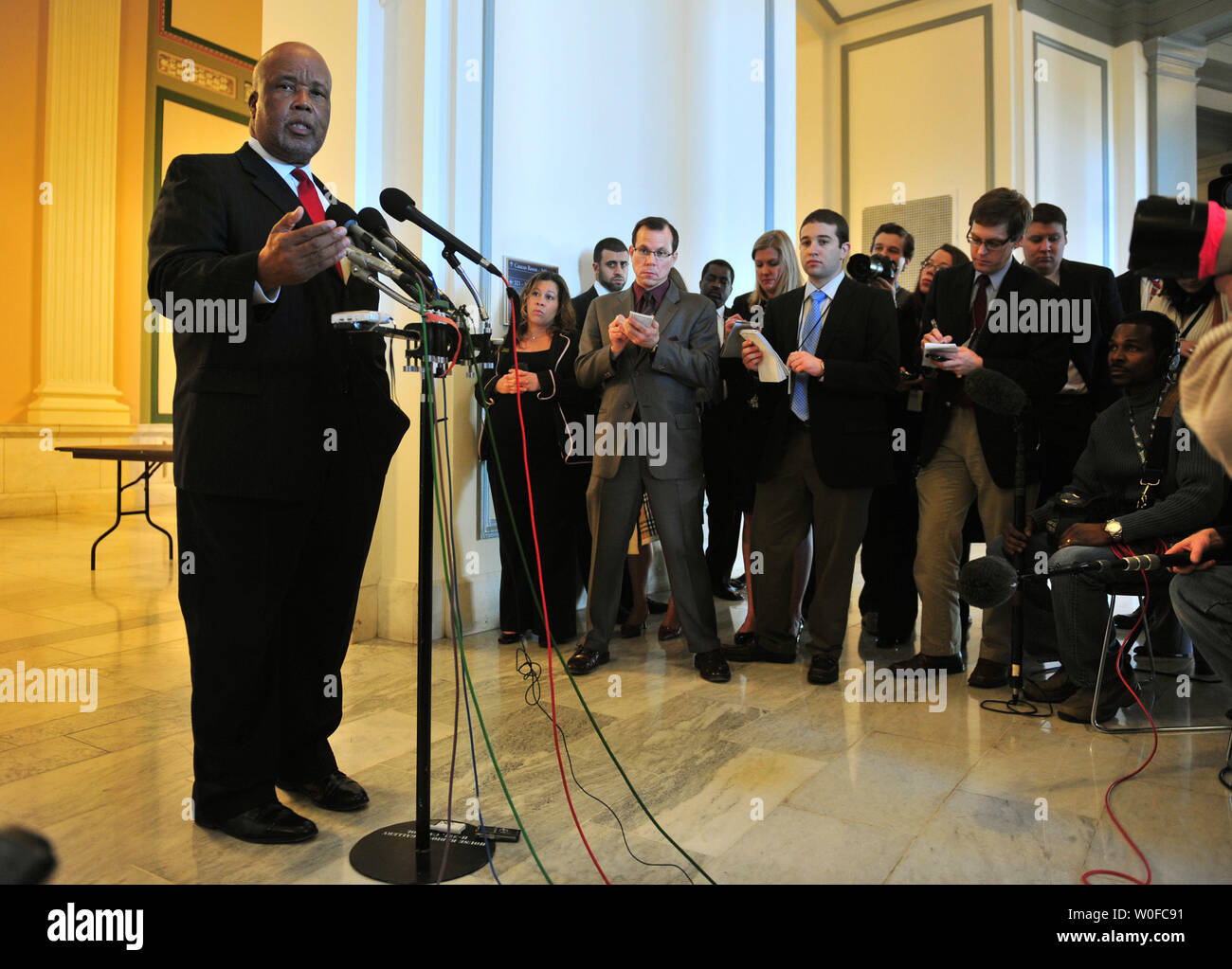 Bennie g thompson hi-res stock photography and images - Alamy