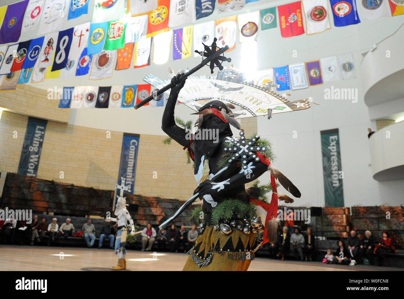 Apache dancers hi-res stock photography and images - Alamy