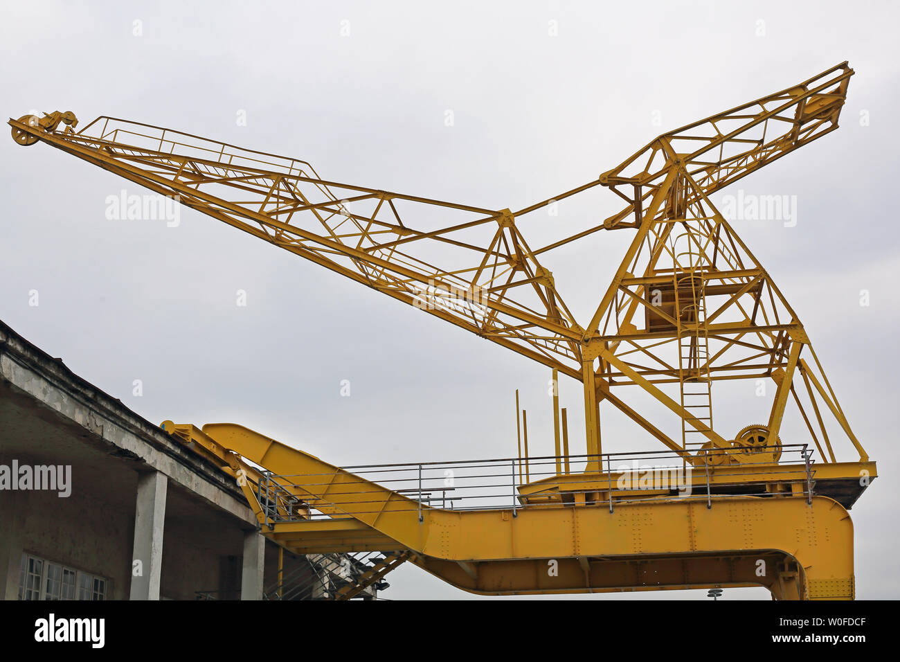 Big yellow crane hi-res stock photography and images - Alamy