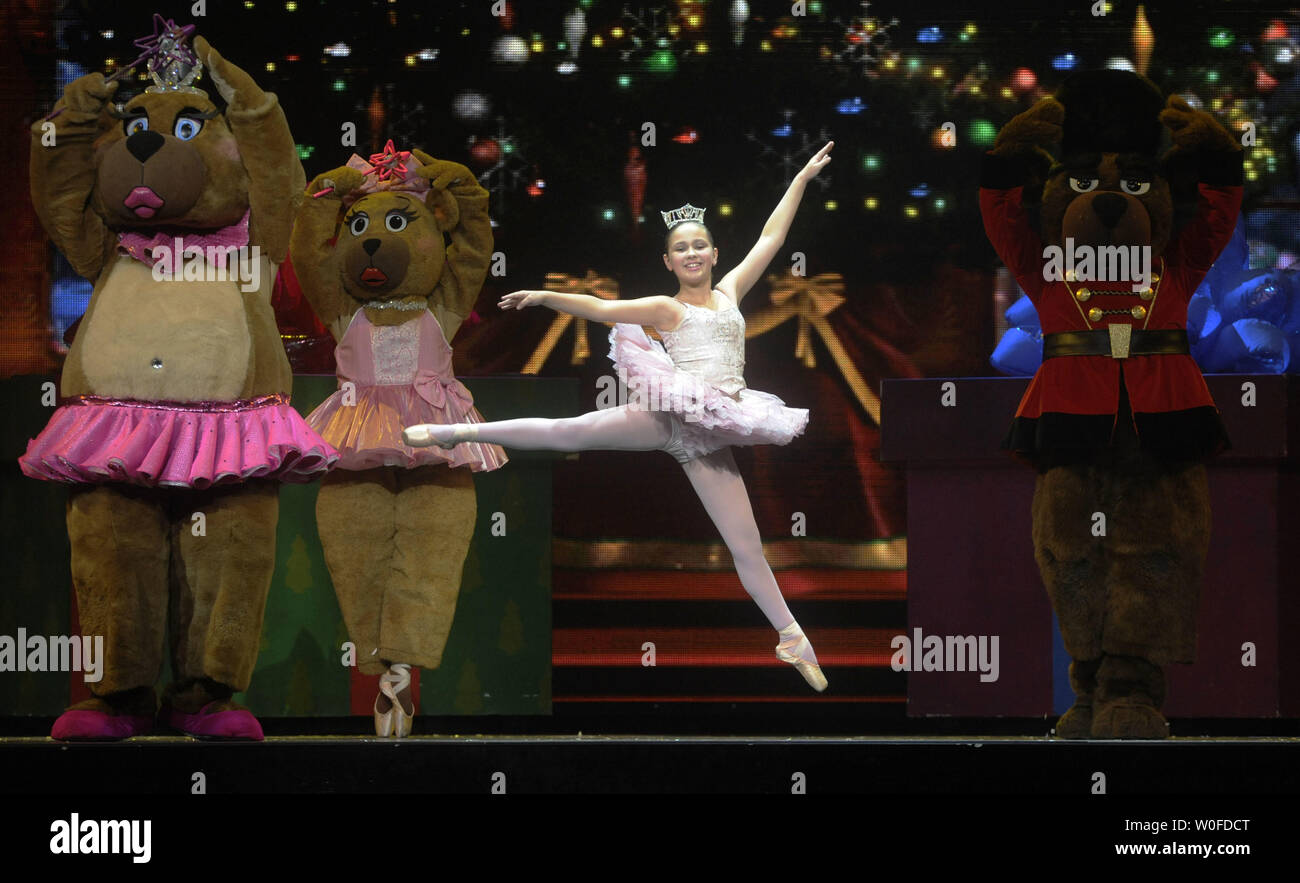 A performance of the Radio City Christmas Spectacular featuring the ...
