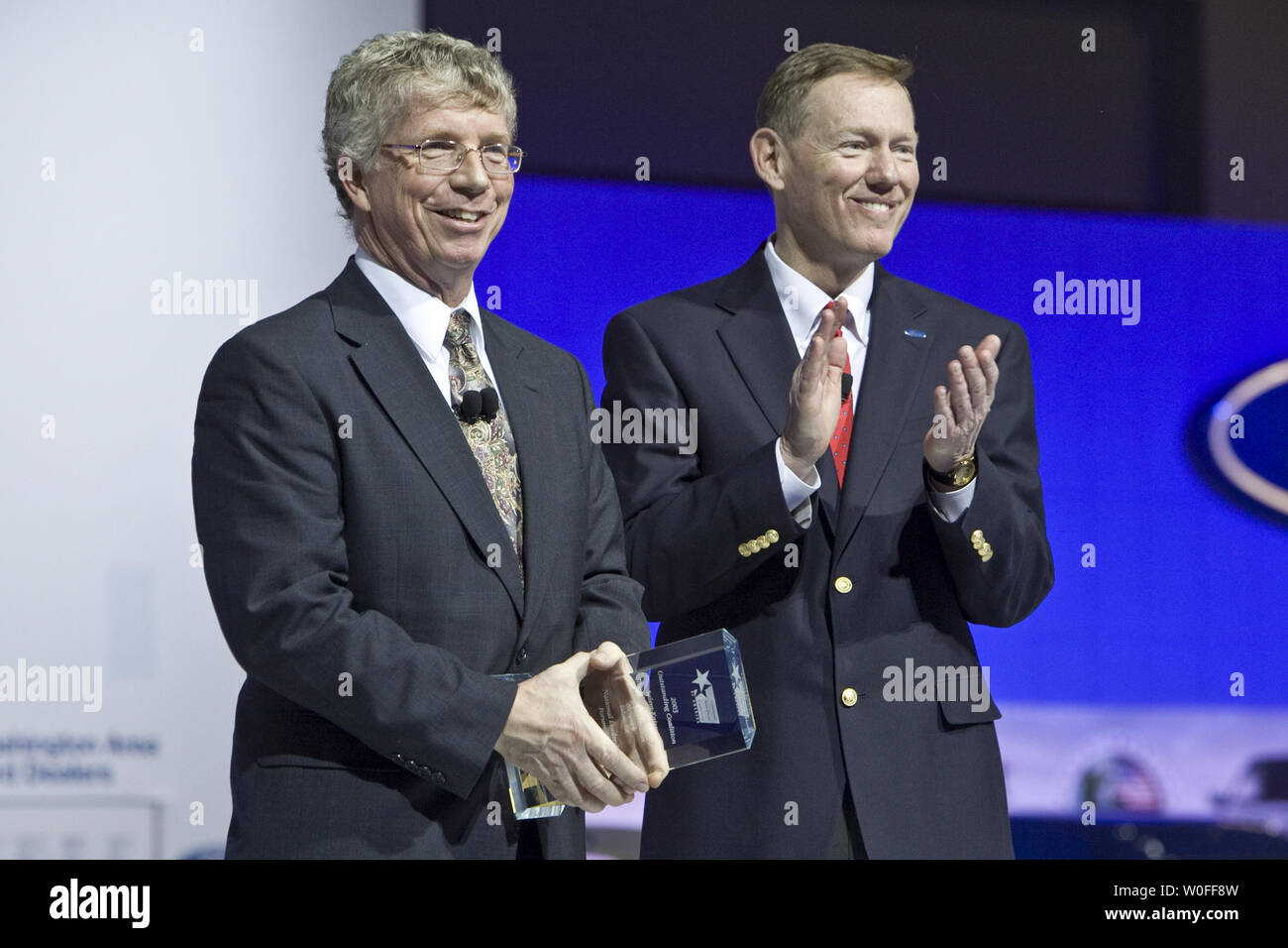 Linker motor hi-res stock photography and images - Alamy