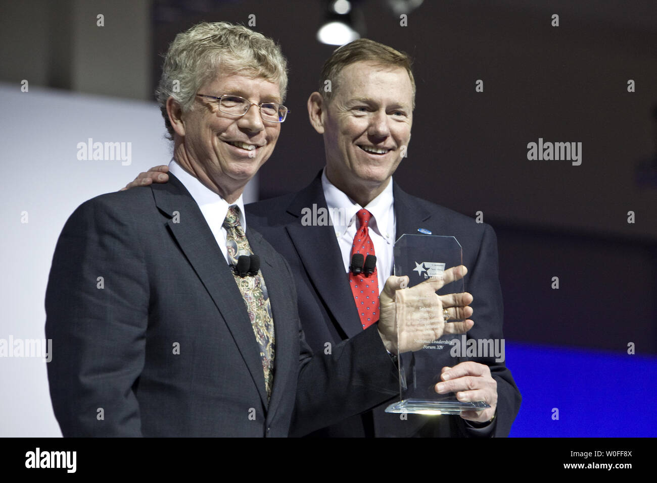 Linker motor hi-res stock photography and images - Alamy