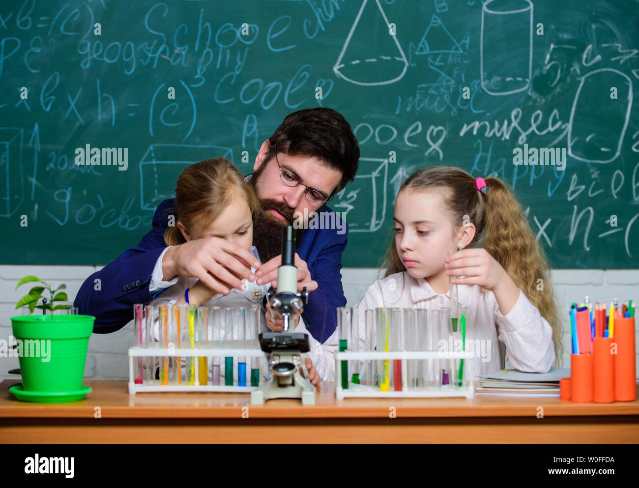Explaining biology to children. How to interest children study ...