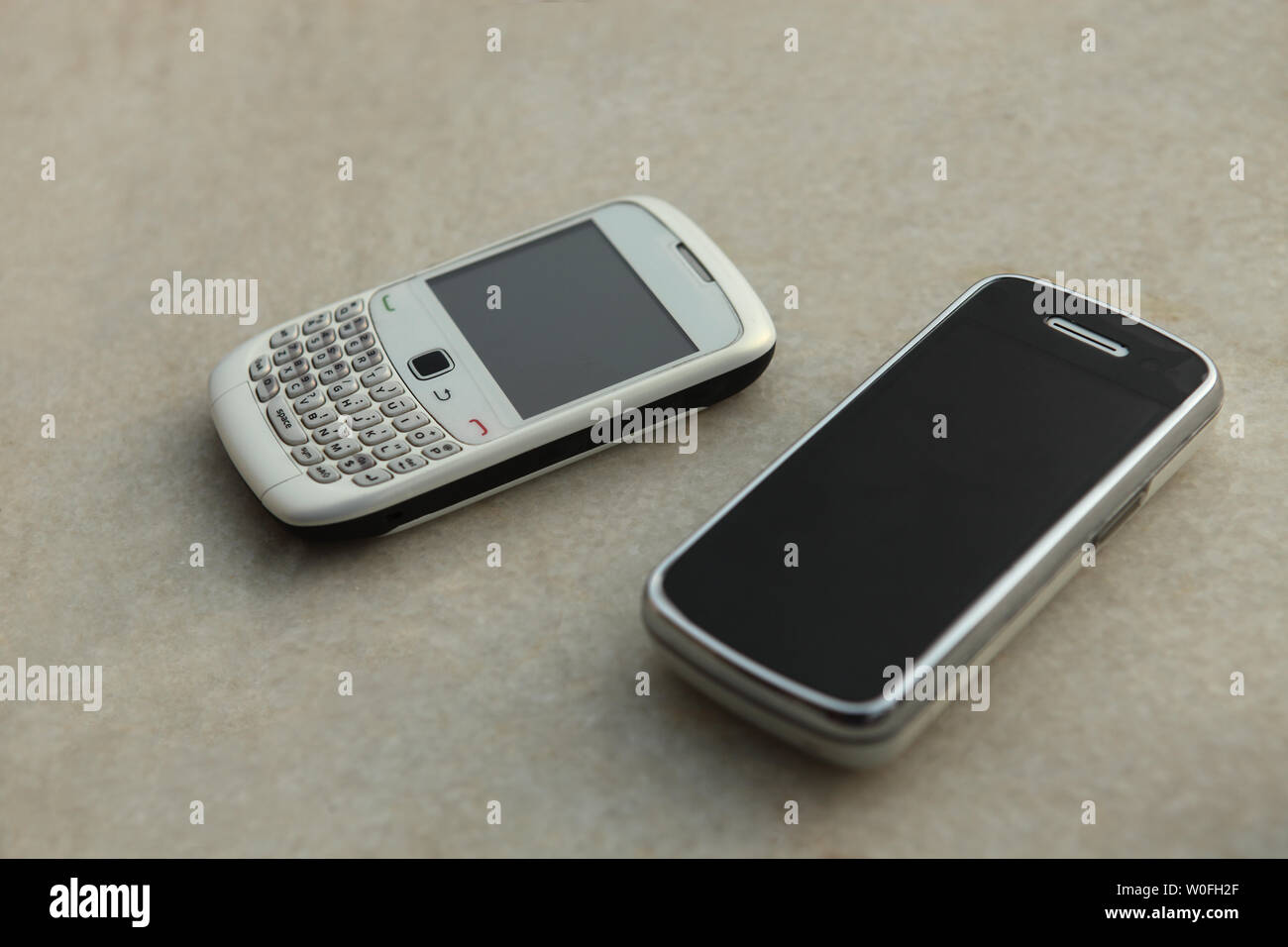 Premium phones hi-res stock photography and images - Alamy