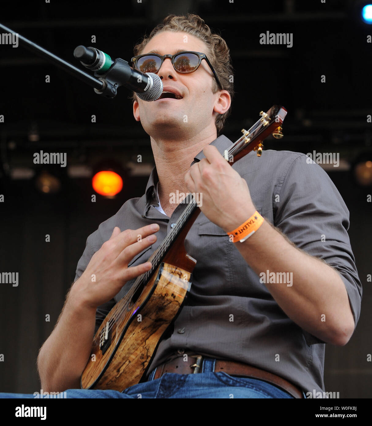Matthew Morrison of the TV show "Glee" performs on the South Lawn ...