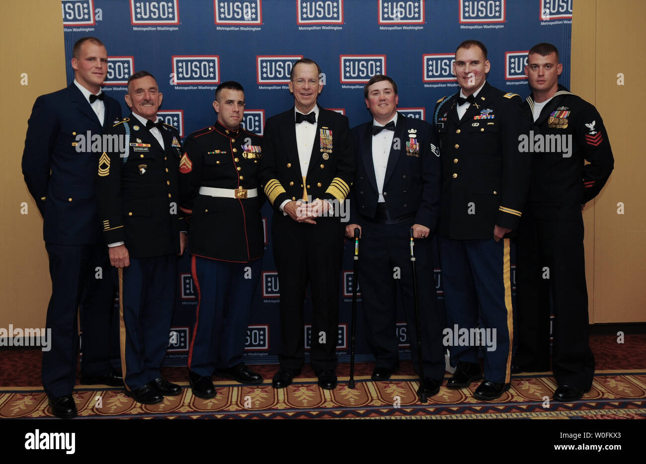 Chairman of the Joint Chiefs of Staff Adm. Michael Mullen poses for a ...