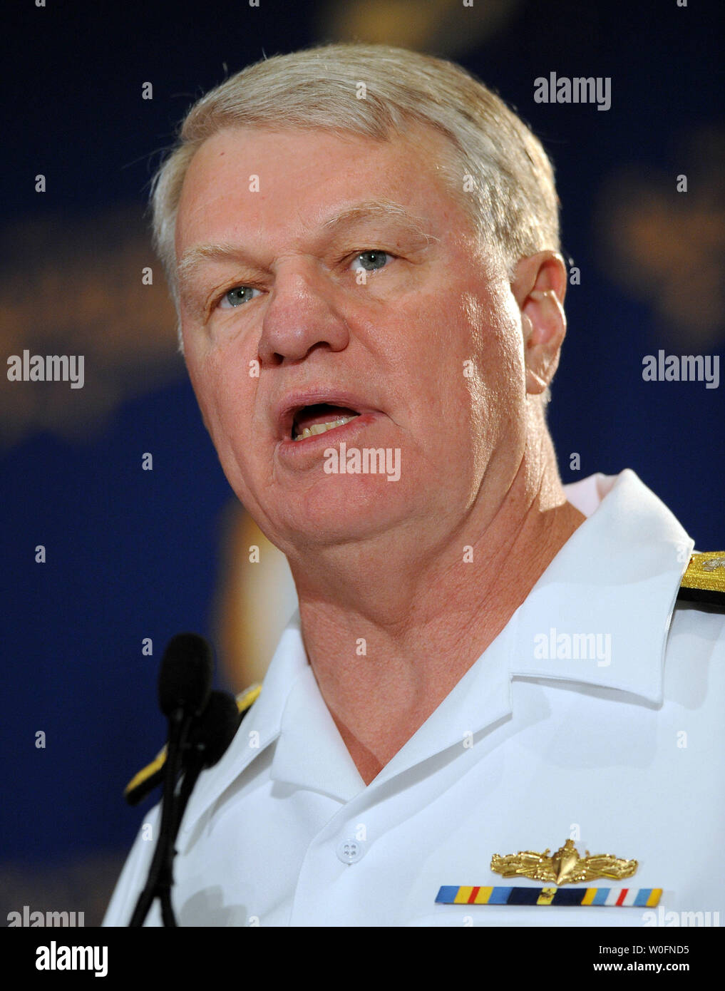 Chief naval operations adm gary hi-res stock photography and images - Alamy