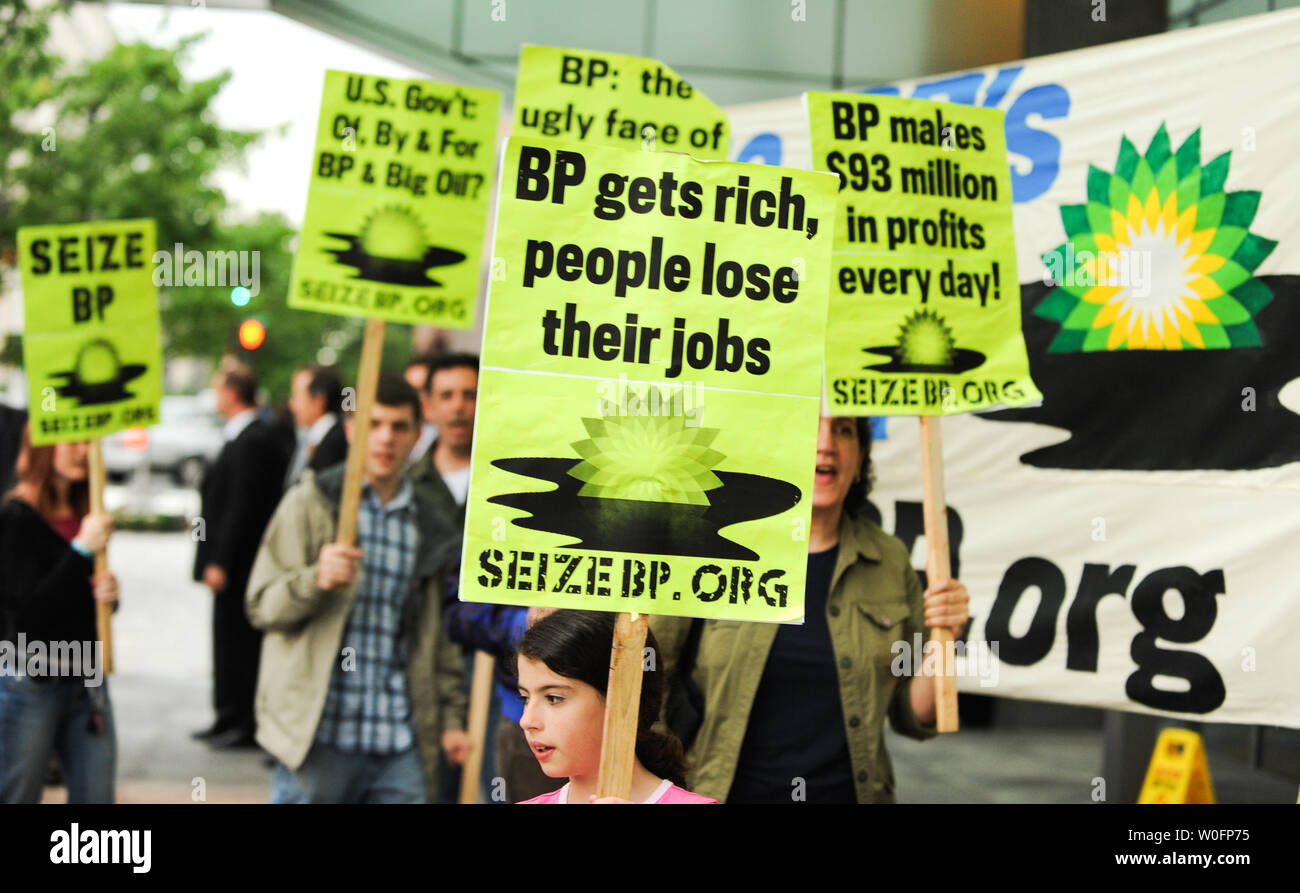 Bp deepwater horizon disaster protest hi-res stock photography and ...