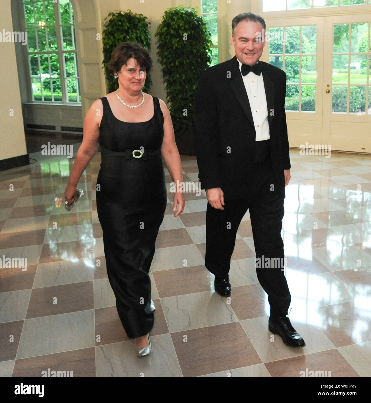 Democratic National Committee (DNC) chairman Tim Kaine and his wife ...