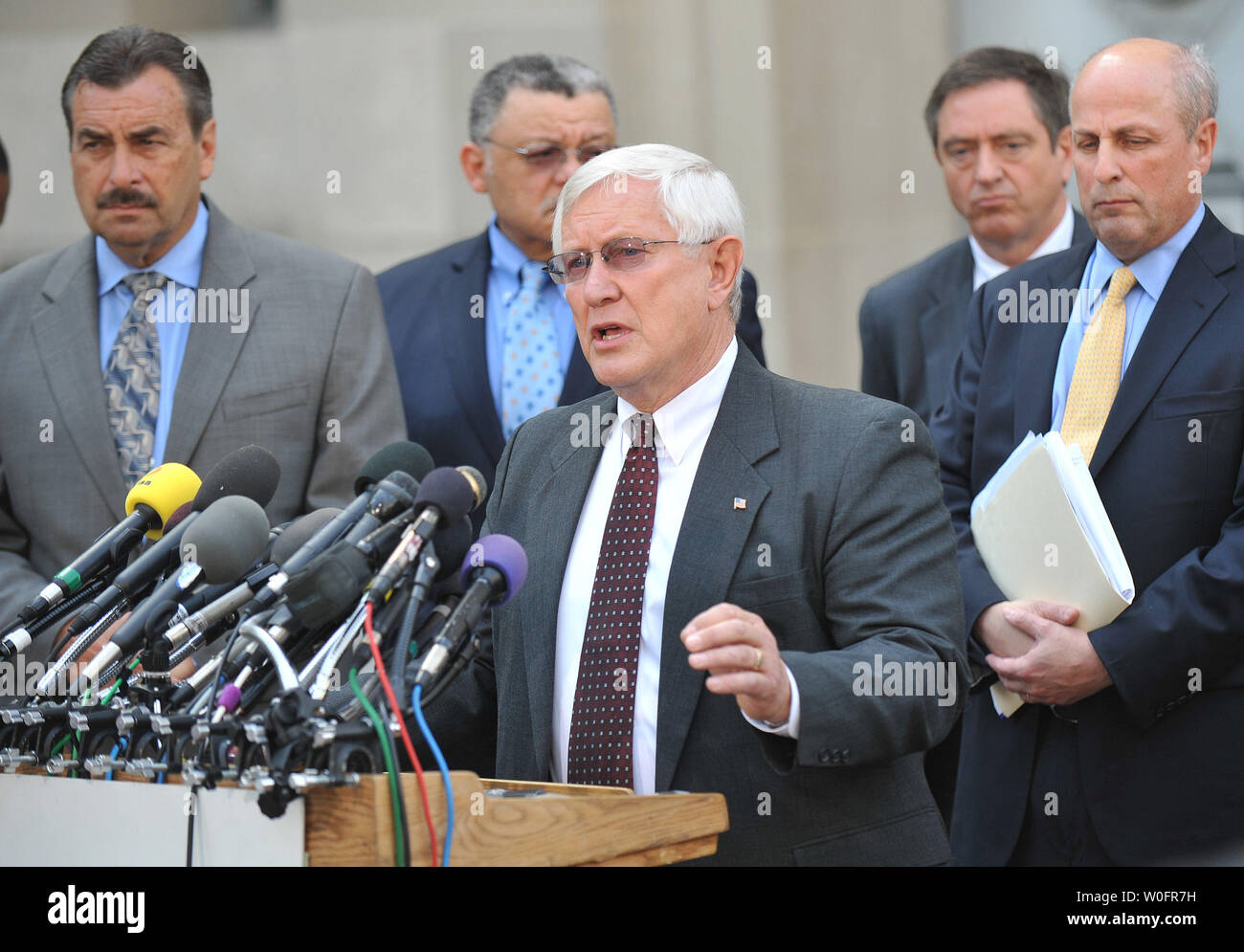 Arizona chief of police john harris hi-res stock photography and images ...