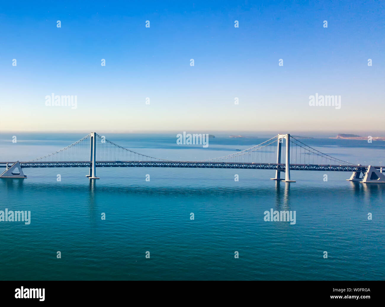 Ocean drawbridge and city hi-res stock photography and images - Alamy