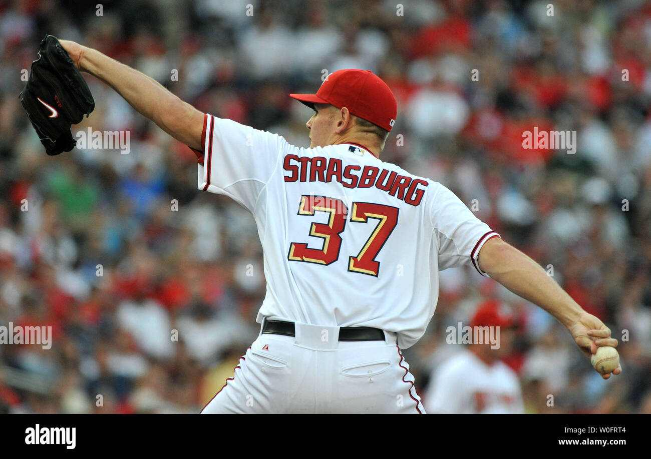 Washington Nationals' pitcher Stephen Strasburg pitches against the ...