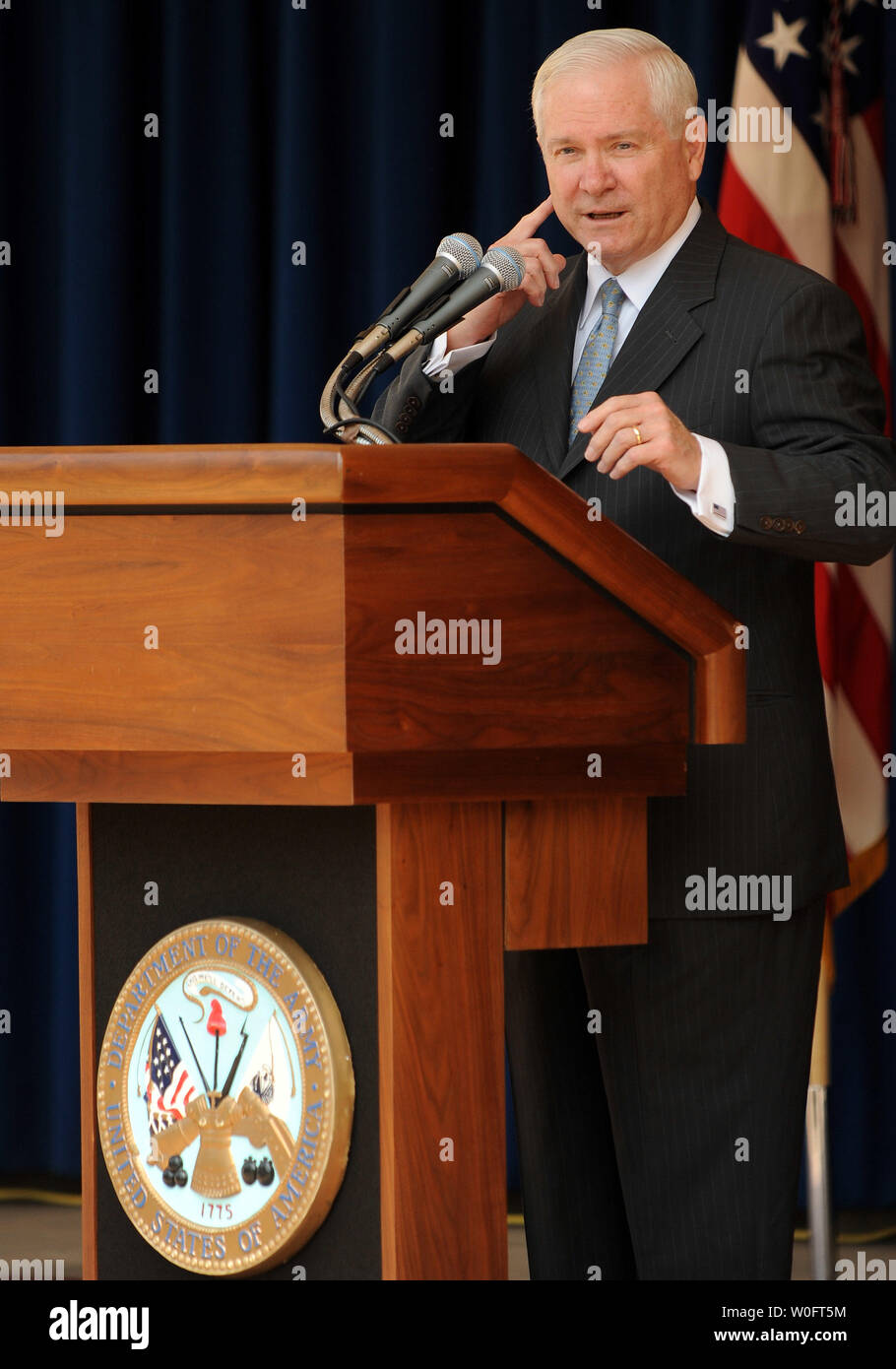 Defense Secretary Robert Gates delivers remarks at the Army birthday ...