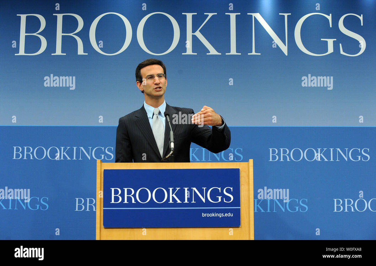 Peter r orszag hi-res stock photography and images - Alamy