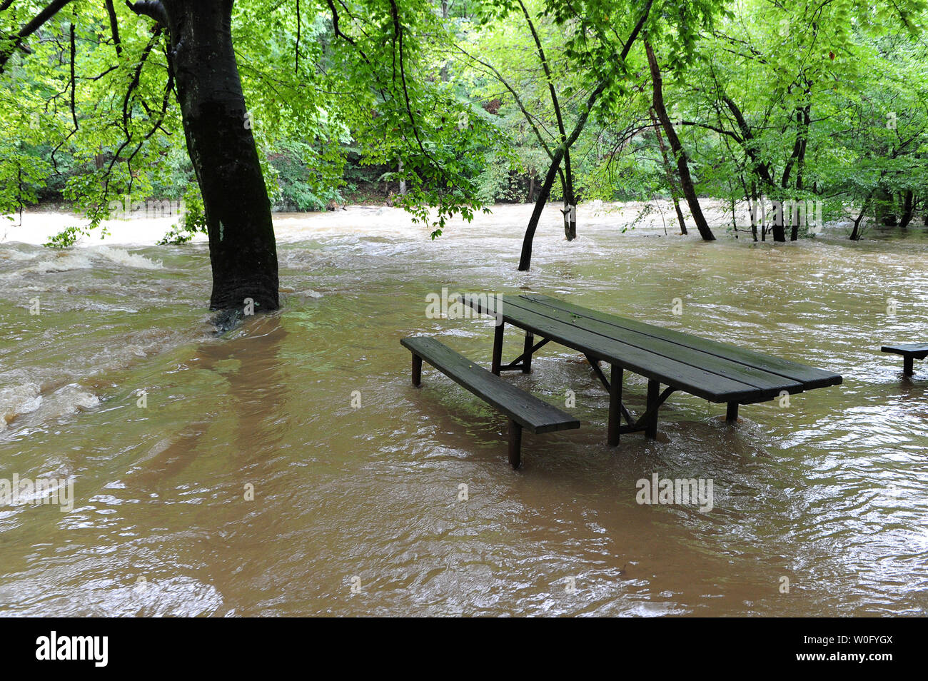 Heavy rain flooding metro hi-res stock photography and images - Alamy