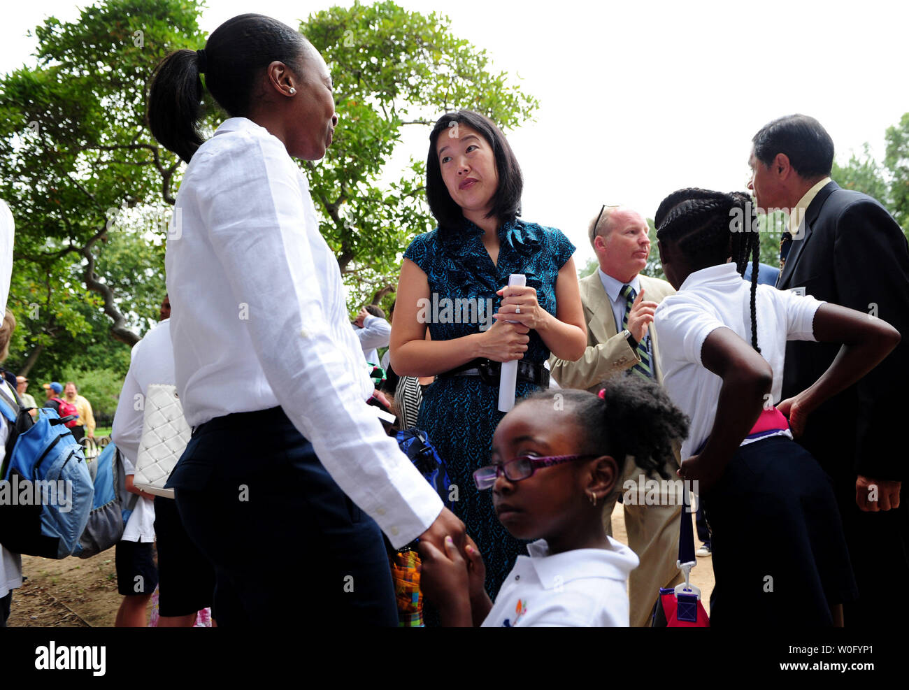D.C. Public Schools Chancellor Michelle Rhee talks to a parent during a ...