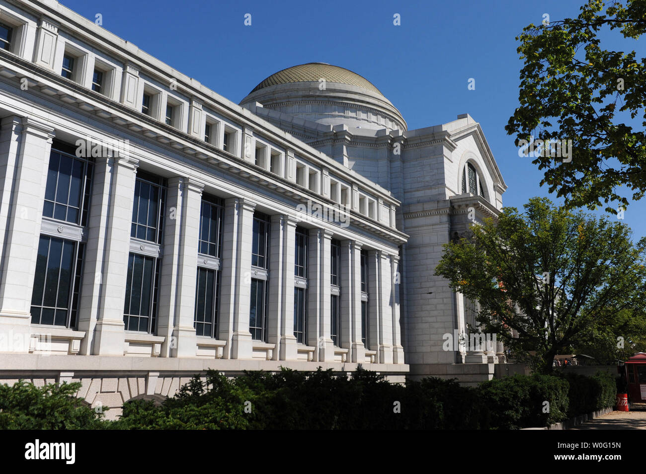 The Smithsonian National Museum of Natural History Building in Washington on September 20, 2010 ...