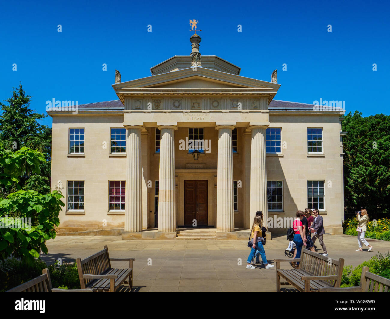 Cambridge university downing college hi-res stock photography and ...