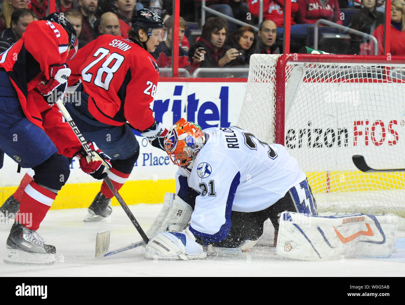 Roloson hi-res stock photography and images - Alamy