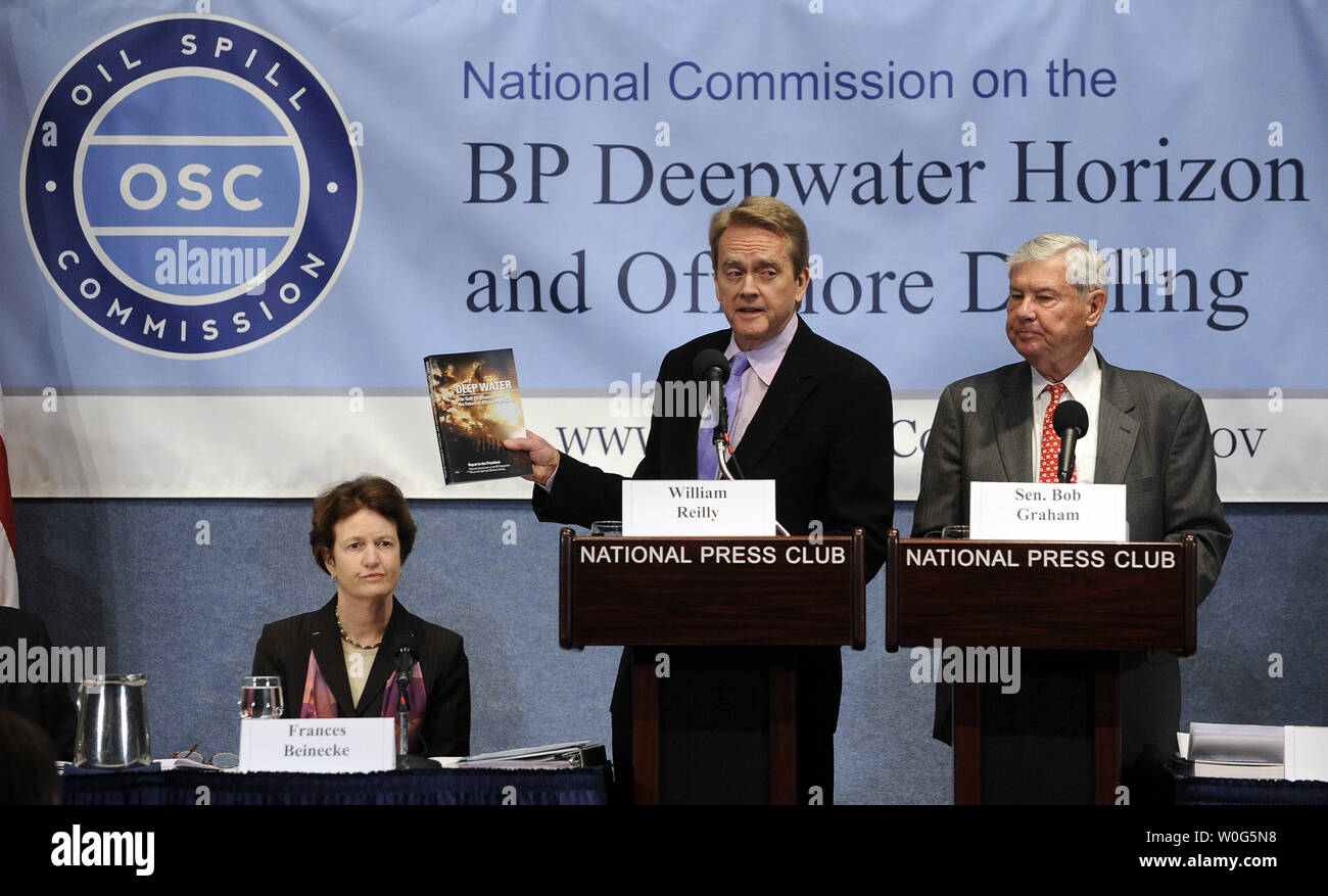 Frances beinecke deepwater hi-res stock photography and images - Alamy