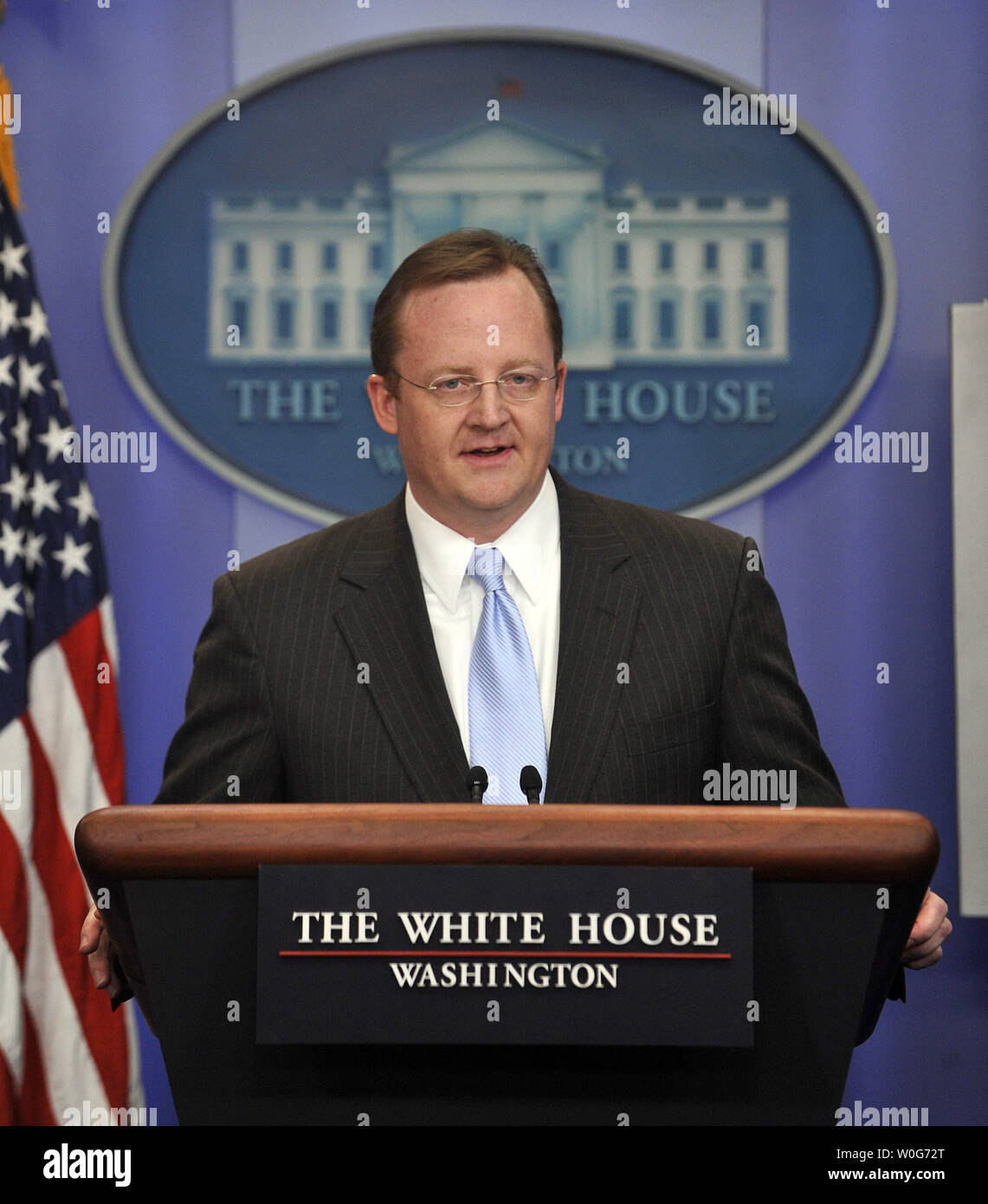Press Secretary Robert Gibbs holds his final briefing in the Brady ...
