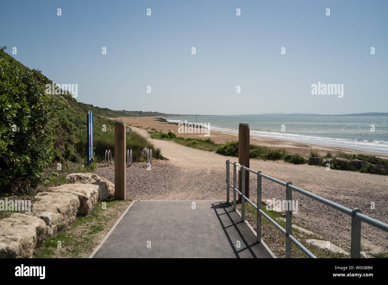 View of Highcliffe beach and sea from Highcliffe castle path Stock ...