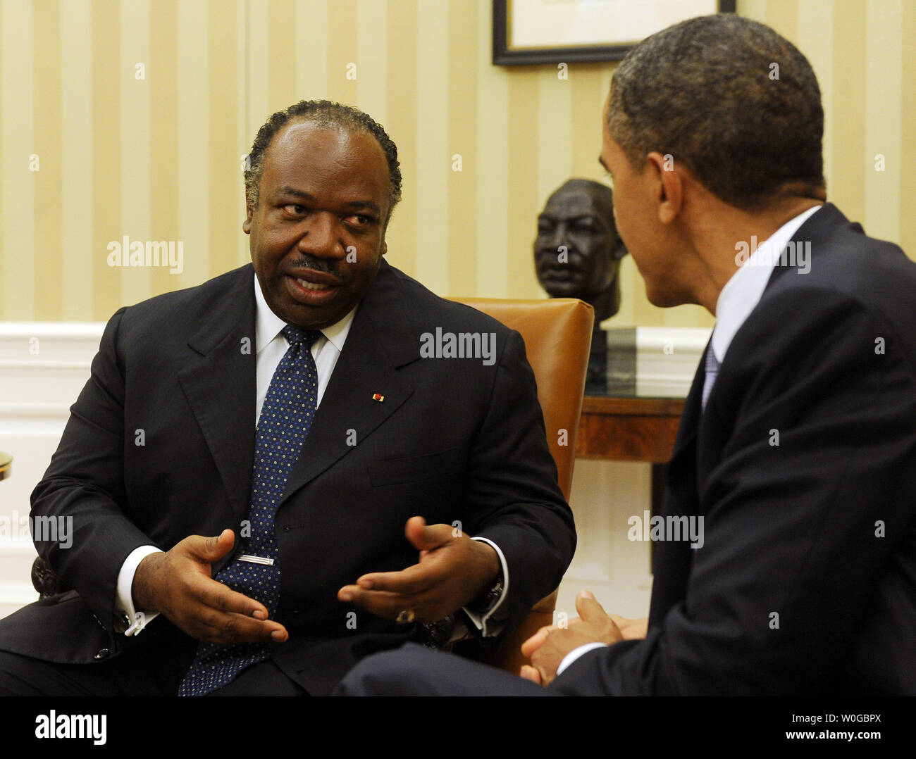 U.S. President Barack Obama meets with with President Ali Bongo Ondimba ...