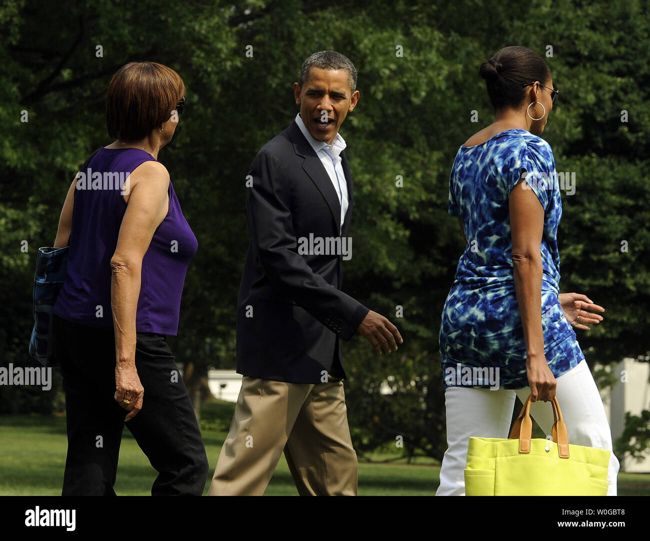 U.S. President Barack Obama, First Lady Michelle Obama and Michelle's ...