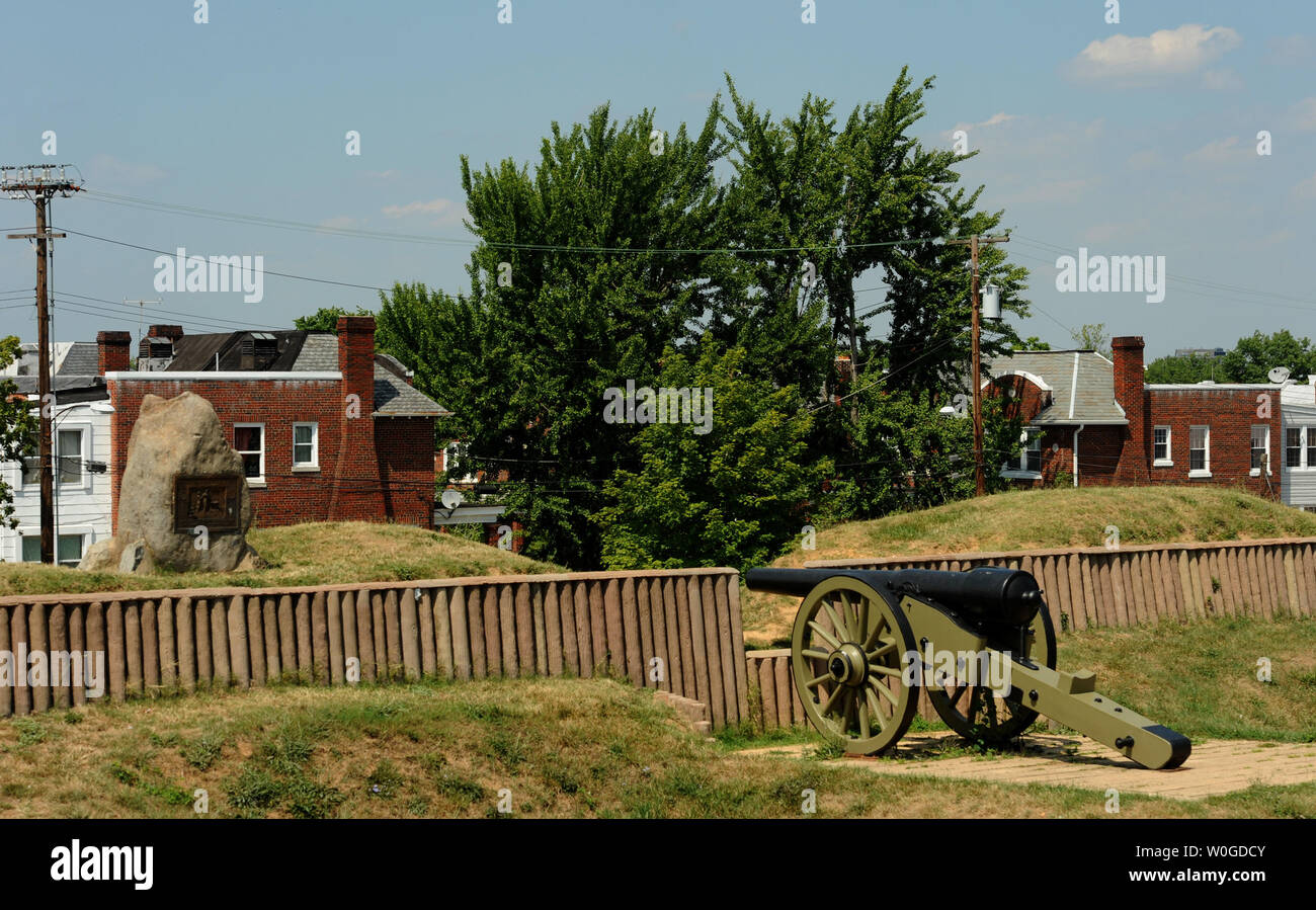 Canon are seen at Fort Stevens, located in a residential are in ...