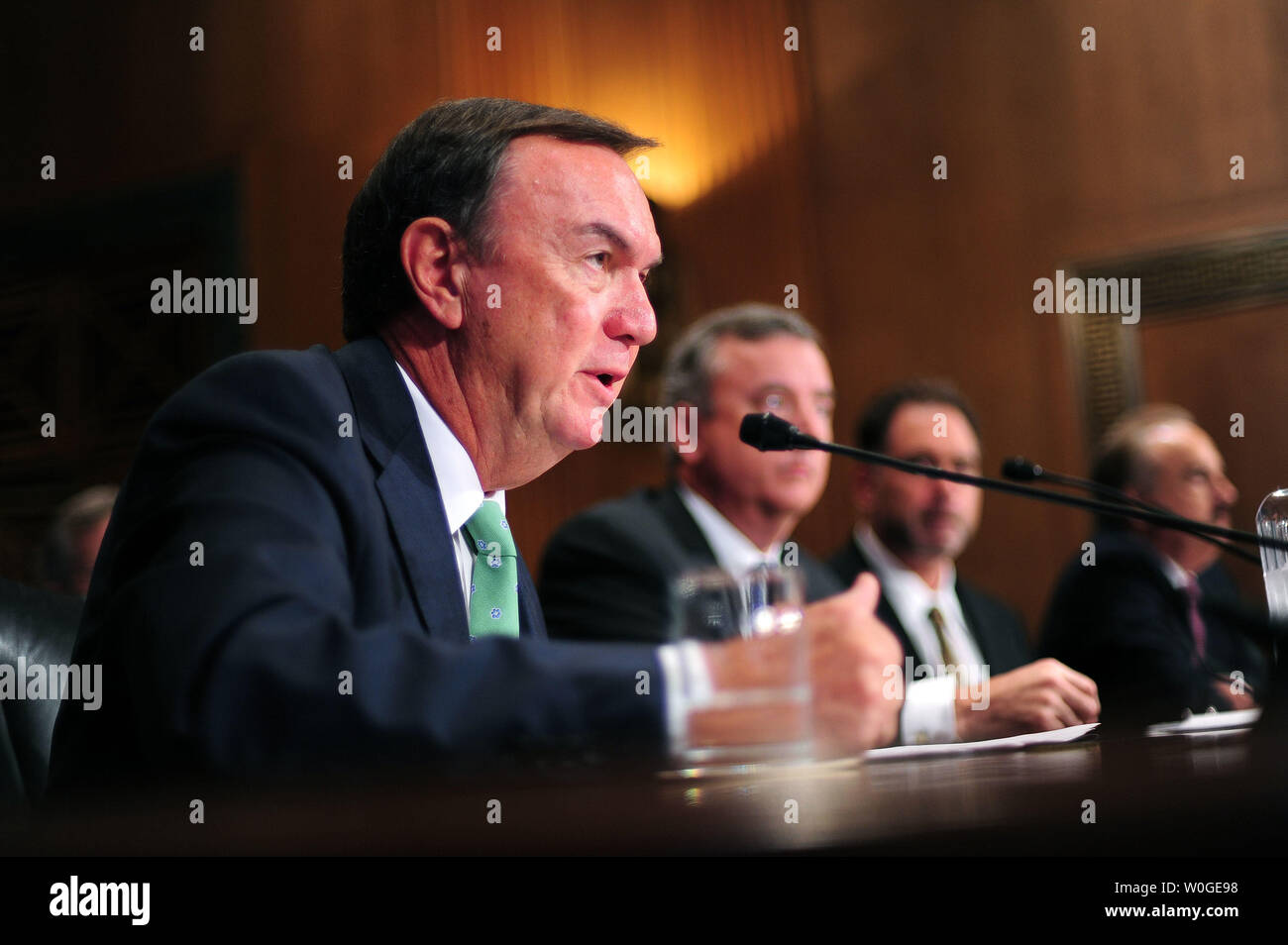 Including ceos hi-res stock photography and images - Alamy