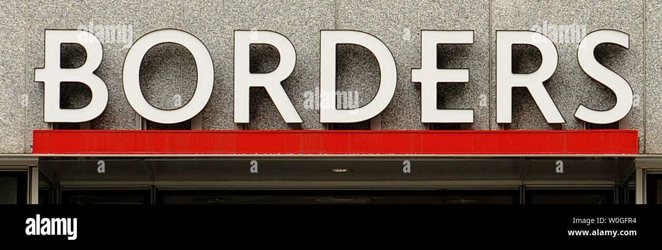 Borders book store hi-res stock photography and images - Alamy