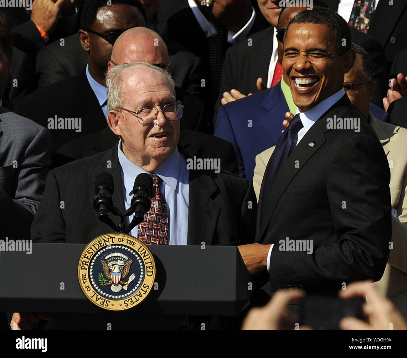 Buddy ryan bears hi-res stock photography and images - Alamy