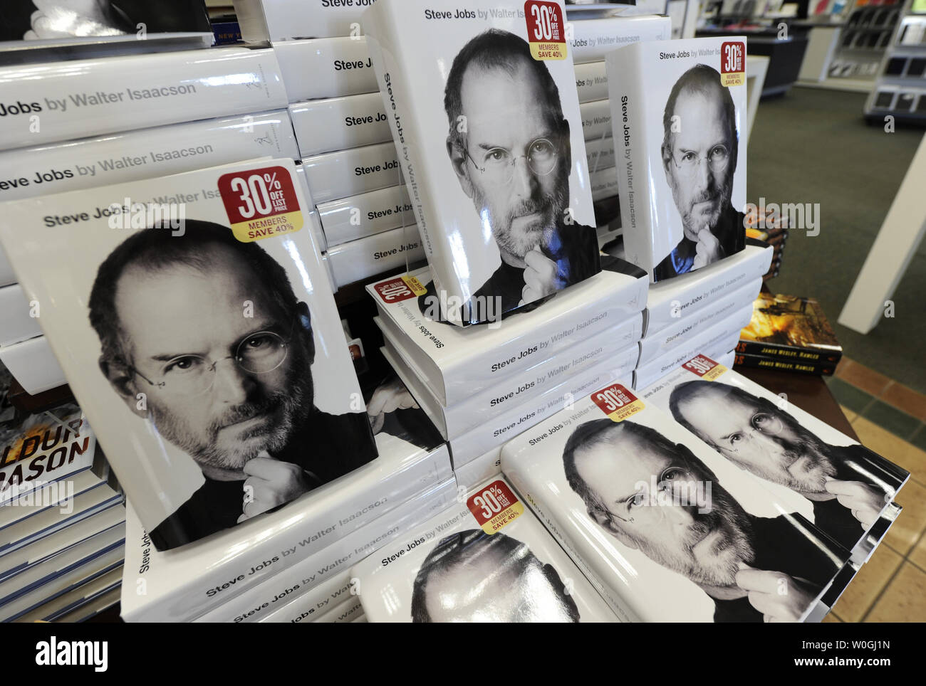 Steve jobs iphone release hi-res stock photography and images - Alamy