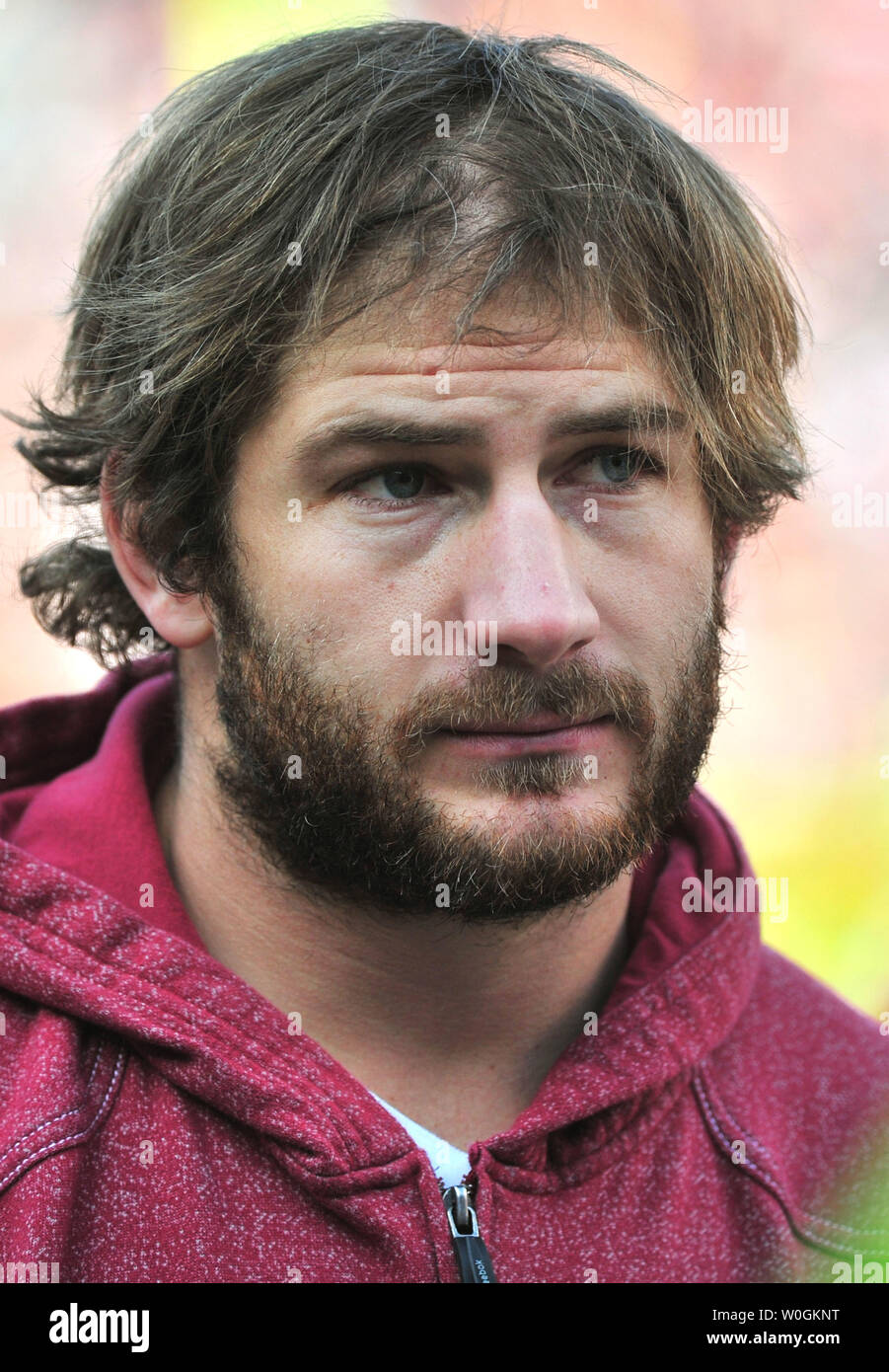 Washington Redskins Chris Cooley is seen on the sideline as his team ...