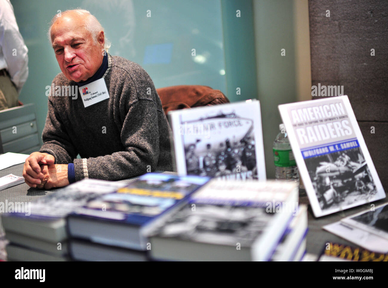 Air force colonel hi-res stock photography and images - Alamy