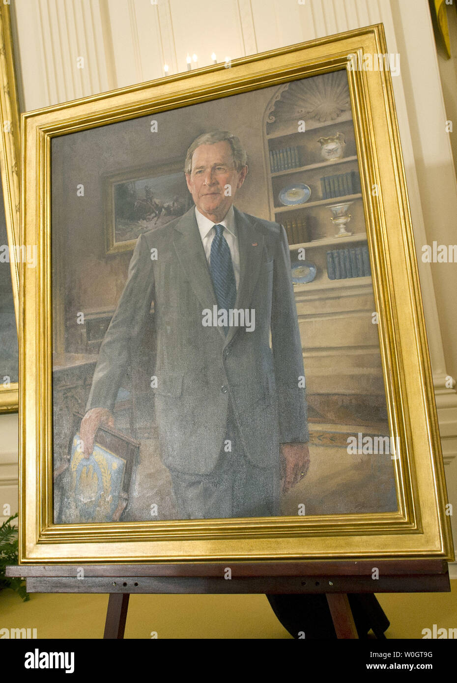 The official White House portraits of former President George W. Bush ...