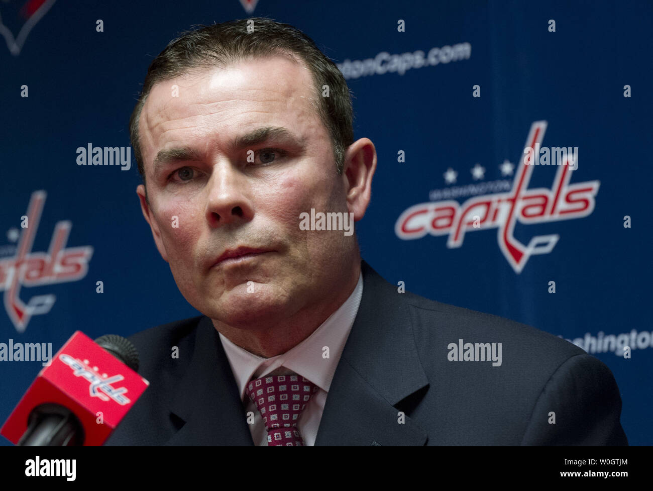 Adam oates 1998 hi-res stock photography and images - Alamy