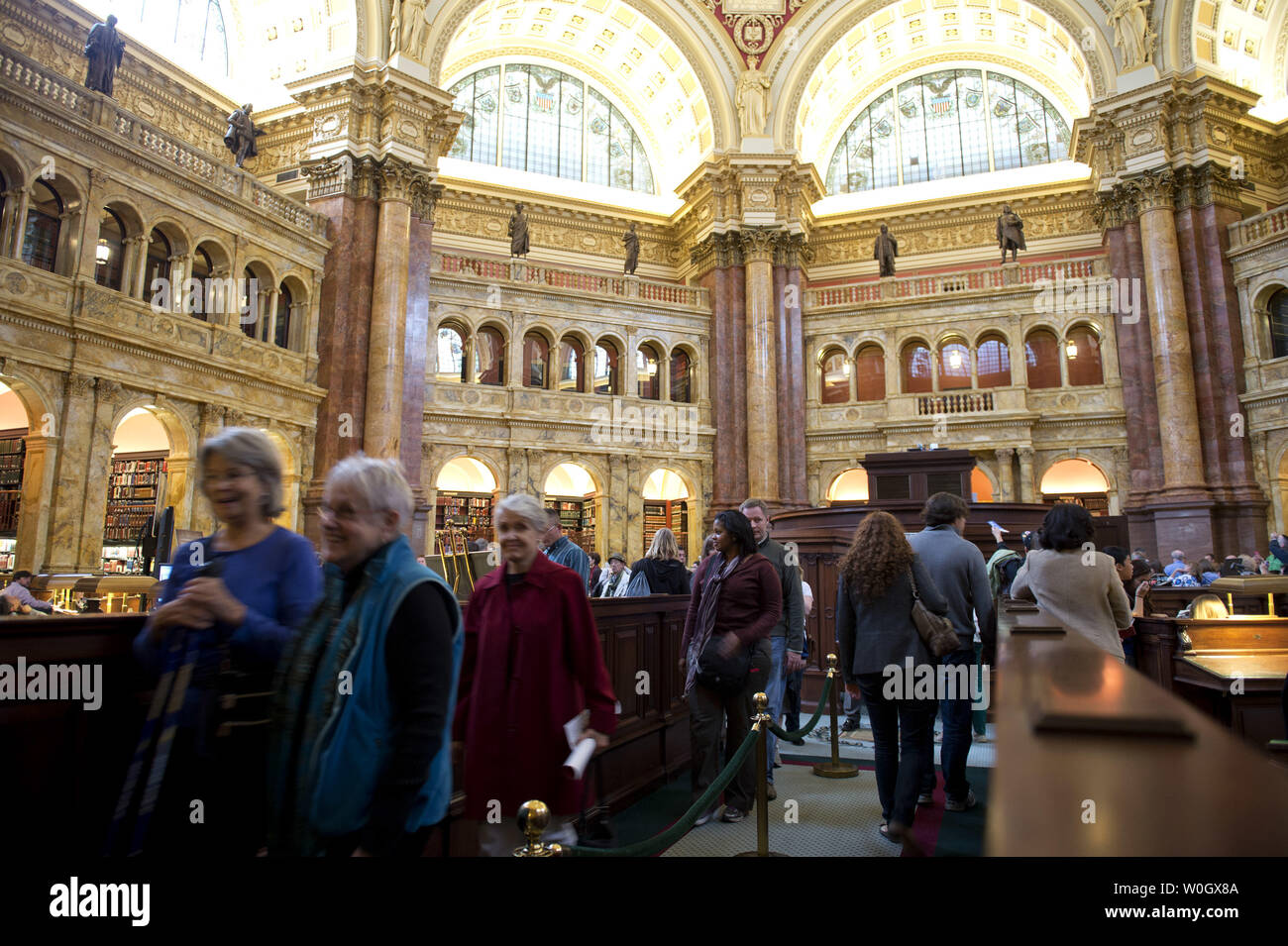 Library of congress reading room hi-res stock photography and images ...