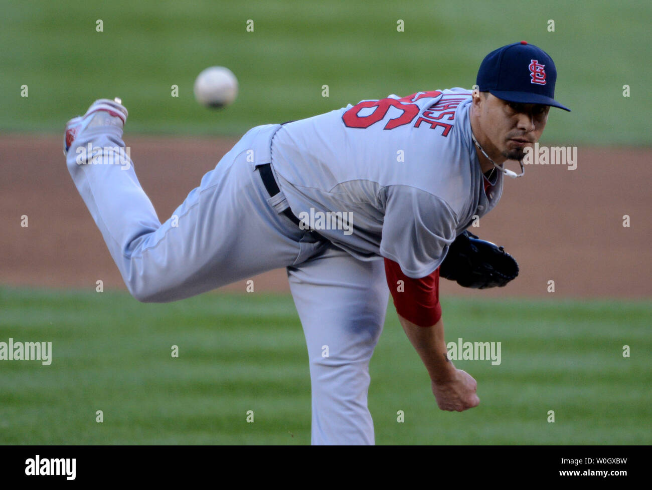 Kyle lohse hi-res stock photography and images - Alamy