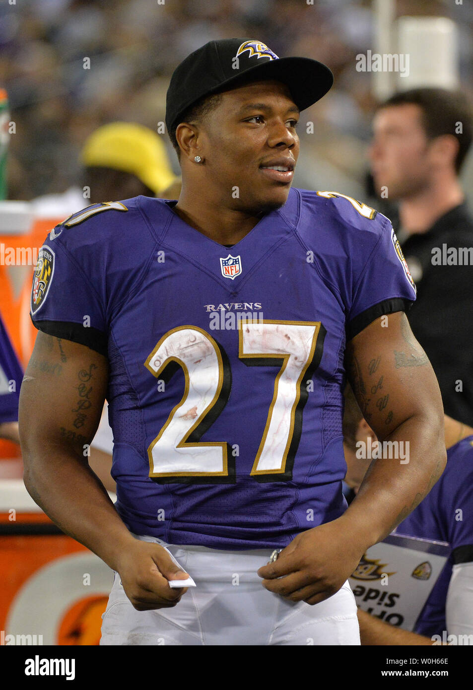 Ray rice 2013 hi-res stock photography and images - Alamy