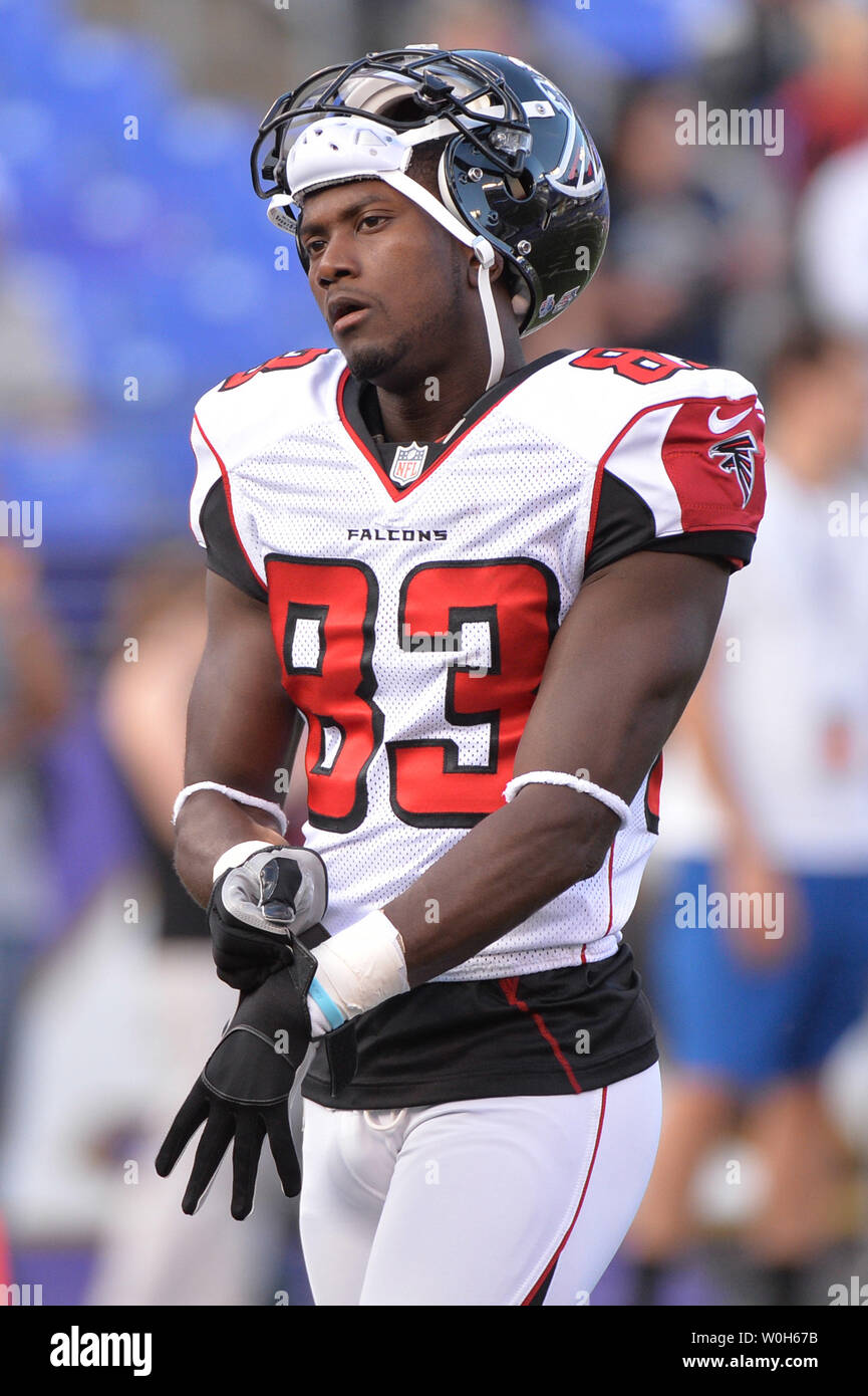 Wide receiver harry douglas hi-res stock photography and images - Alamy