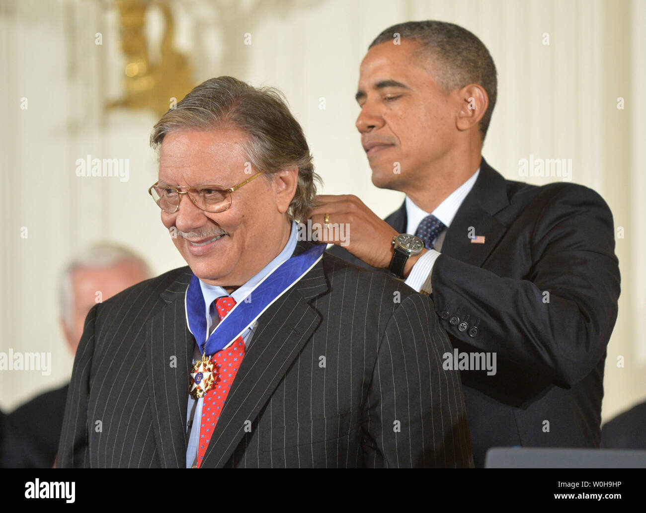 President Barack Obama awards the Presidential Medal of Freedom to Jazz ...