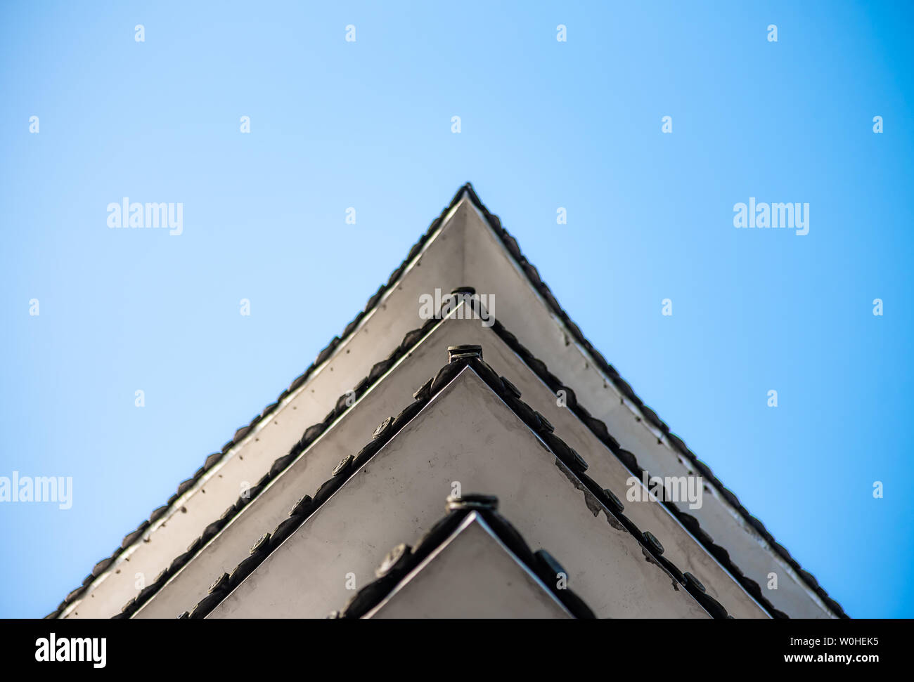Overlapping houses hi-res stock photography and images - Alamy