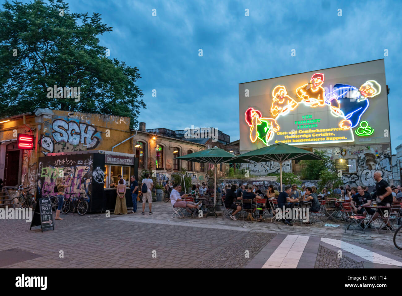Beer garden, Karl-Liebknecht-Strasse 26, Kali, VEB Feinkost Leipzig ...