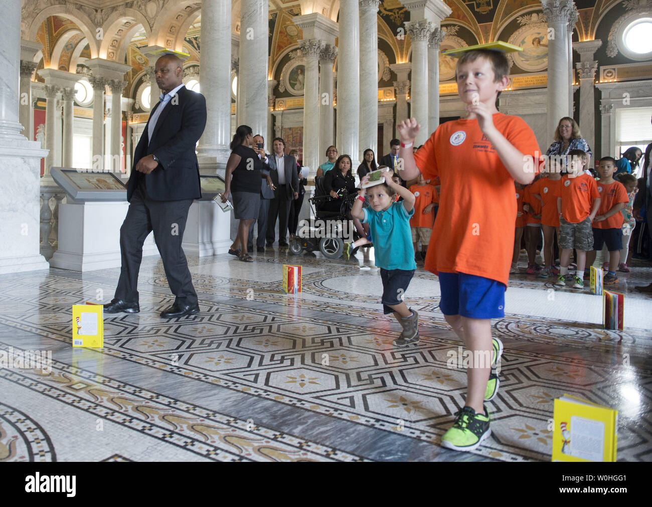 Warren moon quarterback hi-res stock photography and images - Alamy