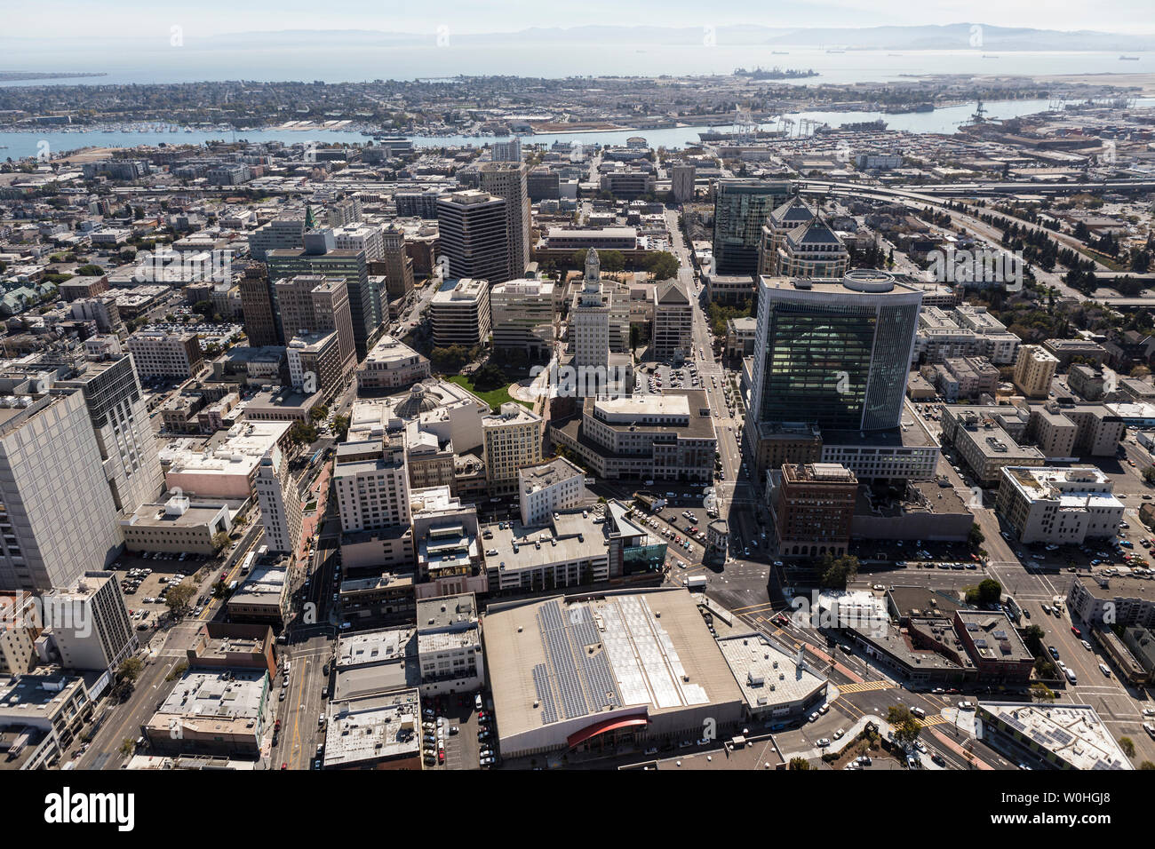 Downtown oakland hi-res stock photography and images - Alamy